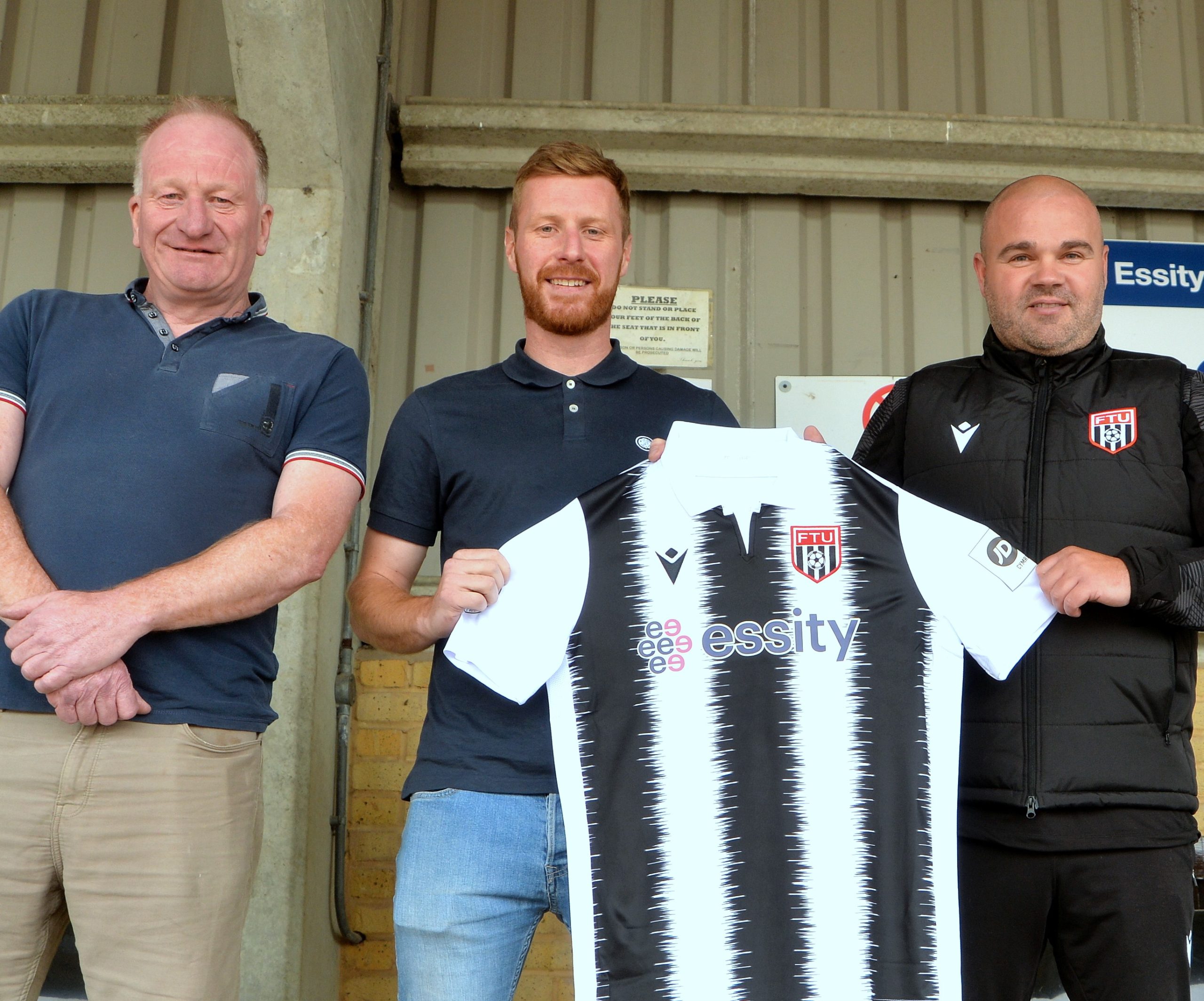 Welcome to our latest signing, Jay Owen - Flint Town United